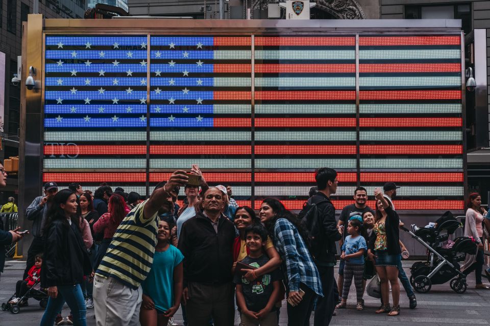 NYC: Custom Highlights & Hidden Gems Tour with a Local - The Experience of the Guides