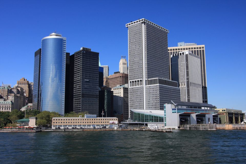 NYC: Gray Line Guided 5 Hour Manhattan Premium Bus Tour - Key Points