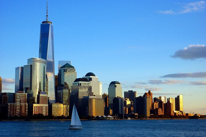 NYC: Harbor Skyline and NYC Lights and Statue of Liberty - A Close Look at the Experience