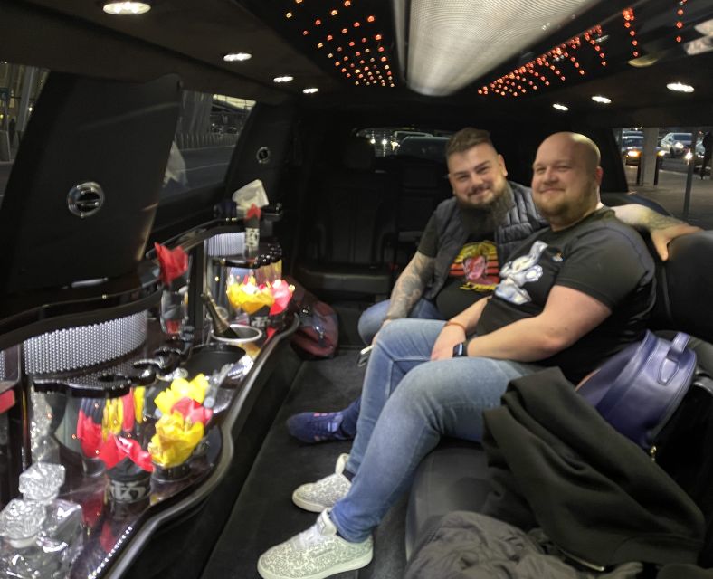 NYC Limousine Tour By Stretch Limo-King And Queen Limo NYC - The Sum Up