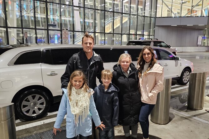 NYC Limousine Tour (New York "NYC Limo Tour" Limo, SUV Or Van ) - NYC Limousine Tour: A Luxurious Spin Through Manhattan