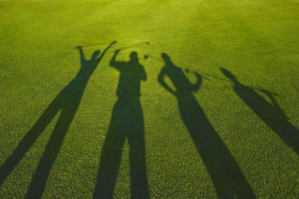 NYC Midtown: VR Golf Experience with Pizza and Beer - Key Points