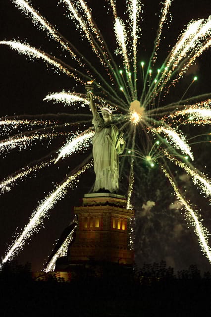 NYC: New Year's Eve Dinner Cruise with Music and Open Bar - Final Thoughts