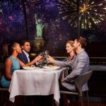 NYC New Year's Eve Luxury Bateaux Plated Dinner Cruise - Authentic Insights from Reviews