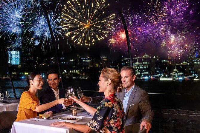 NYC New Year's Eve Luxury Bateaux Plated Dinner Cruise - FAQ