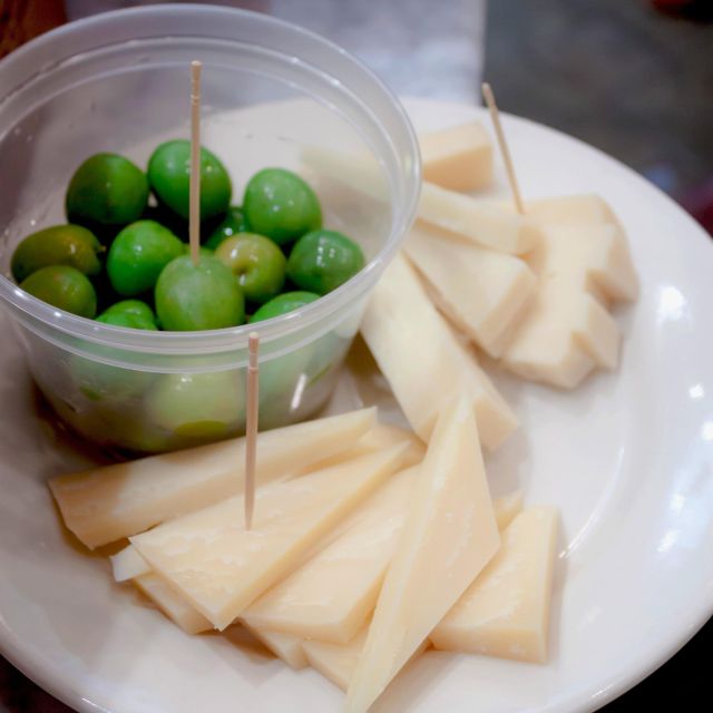 NYC: Original Chinatown and Little Italy Foodie Tour - The Overview: What to Expect from the Tour