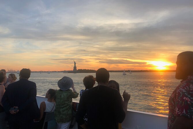 NYC Party Cruise with Light Narration - Final Thoughts: Who Is This Tour Best For?