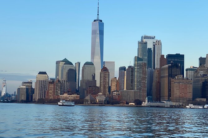 NYC Party Cruise with Light Narration - FAQ