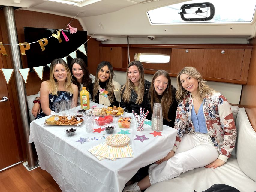 NYC: Private Champagne Sail to the Statue of Liberty - A Closer Look at the Private Champagne Sail