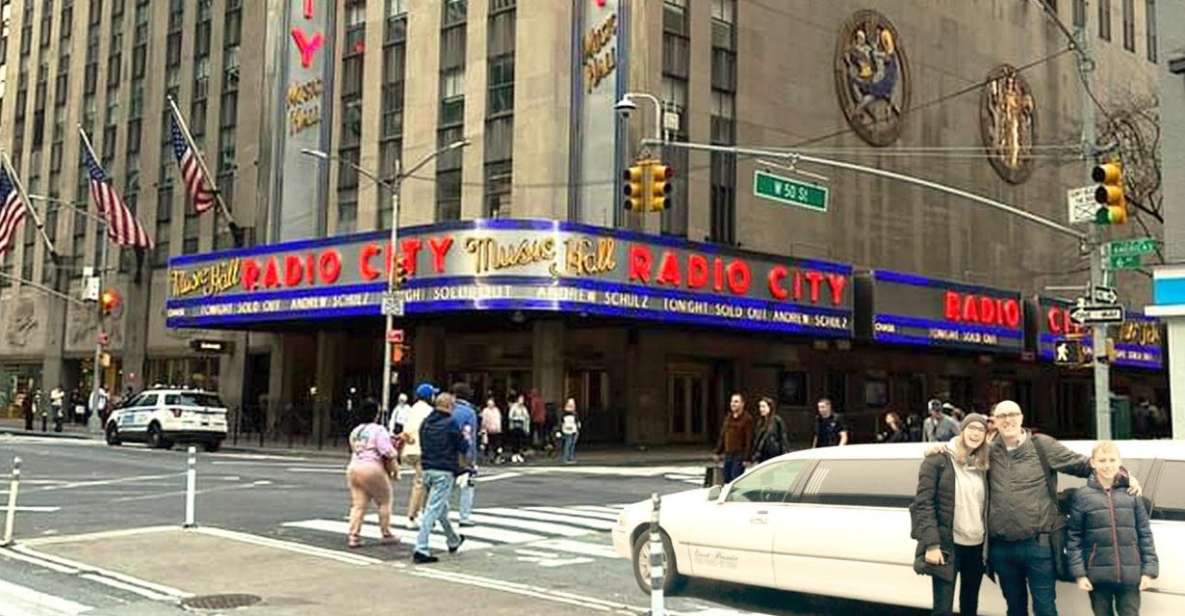 NYC: Private Home Alone 2 Stretch Limousine Tour with Pizza - Introduction