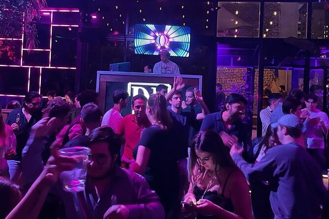 NYC Pub Crawl with Rooftop Clubbing Experience - Practical Details and What to Expect