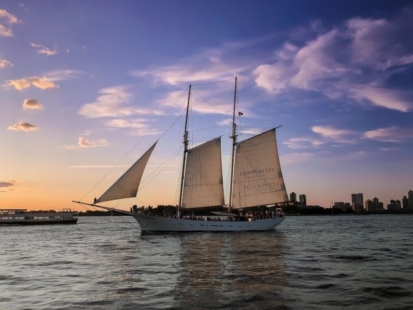 NYC: Statue of Liberty Day Sail with Onboard Bar - Value for Money