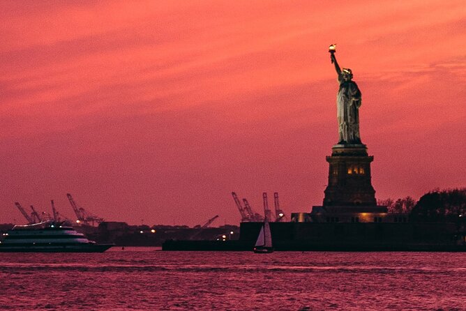 NYC Sunset Cruise: Experience the Citys Twilight Magic - Key Points