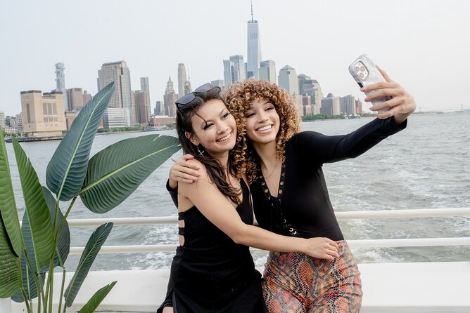NYC Sunset Cruise: Experience the Citys Twilight Magic - An In-Depth Look at the NYC Sunset Cruise
