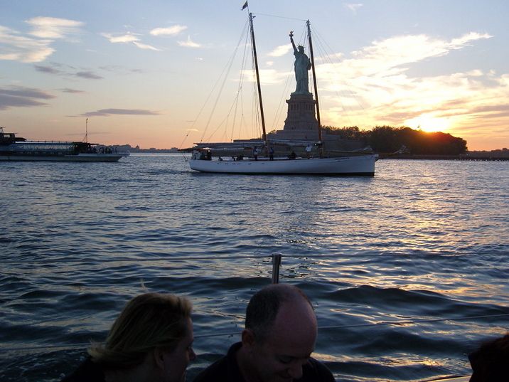 NYC: Sunset Sail Aboard Schooner Adirondack - What the Reviews Say: Authentic Experiences and Highlights