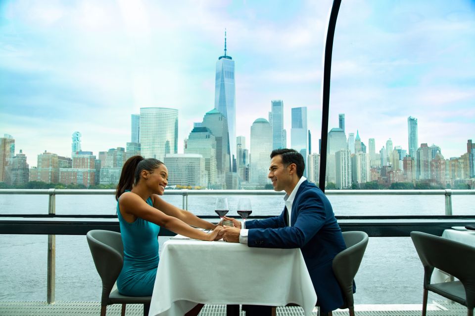 NYC: Thanksgiving Gourmet Lunch or Dinner Harbor Cruise - Who Should Consider This Cruise?
