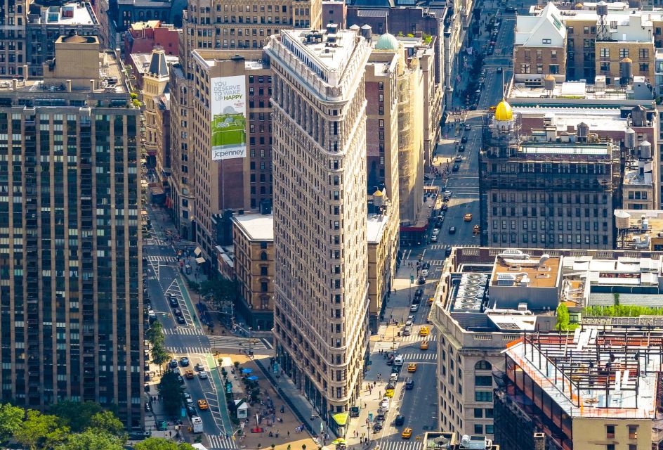 NYC: Walking Tour with Local Guide and 30+ Top NYC Sights - Why This Tour Could Be a Great Fit