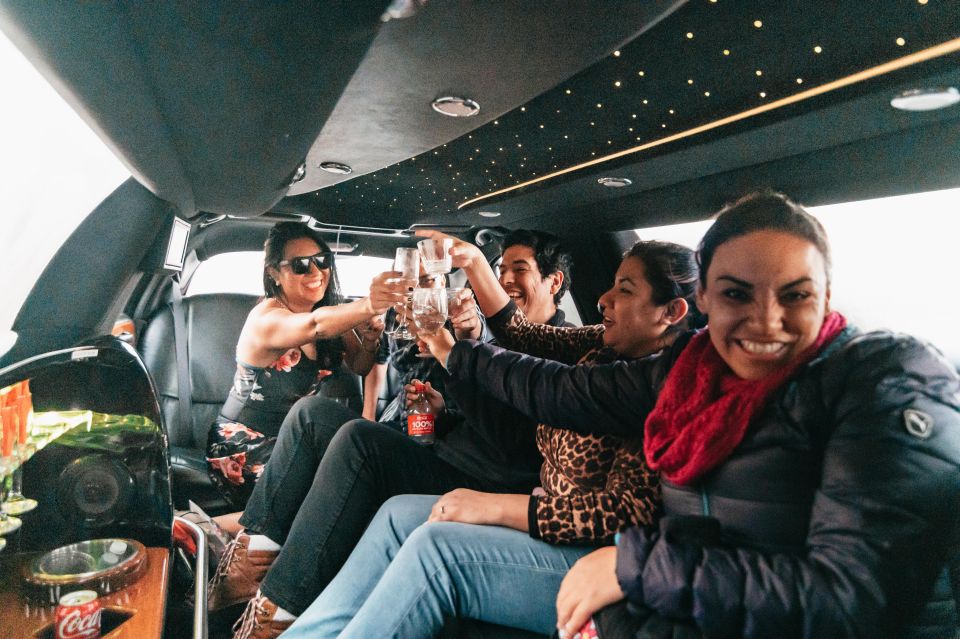 NYC: Woodbury Common Premium Outlets Private Transfer - What’s Included and What’s Not