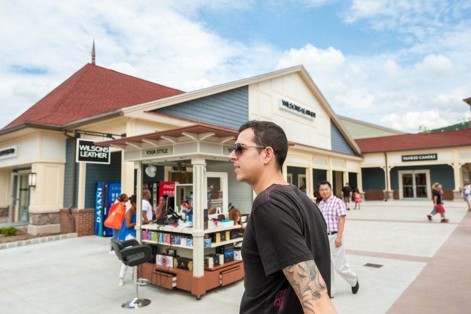 NYC: Woodbury Common Premium Outlets Shopping Trip - Key Points