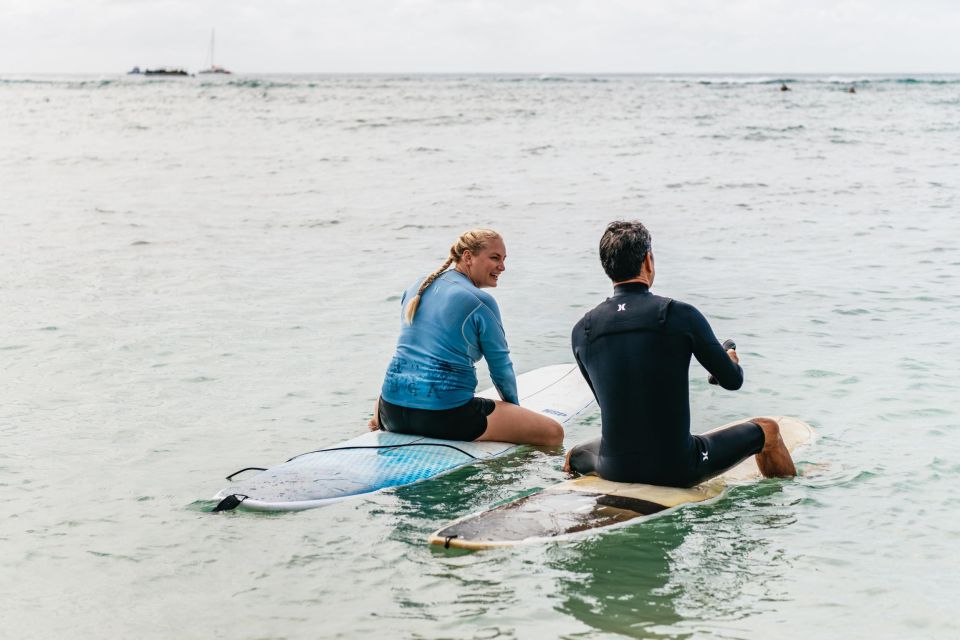 Oahu: Beginner-Friendly Waikiki Beach Surfing Lesson - Quality of Instruction and Group Dynamics