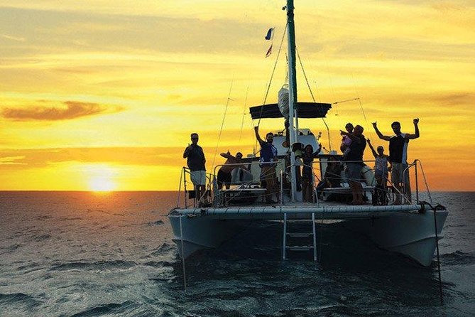 Oahu Catamaran Waikiki Sunset on 40 Foot Catamaran: Food and BYOB - The Itinerary: What Makes Each Stop Special