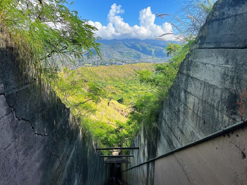 Oahu: Diamond Head Crater Trailhead Transfer & Entry Fee - FAQ