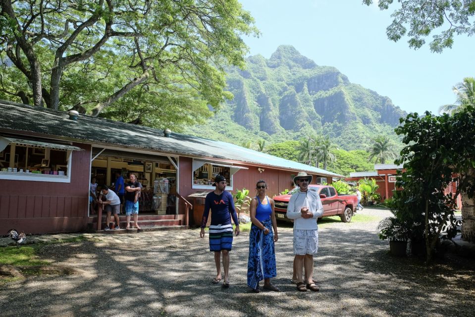 Oahu Hidden Gems & Waimea Botanical Garden/Waterfall tour - Transportation and Practicalities