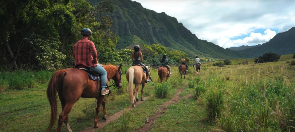 Oahu: Kualoa Hills and Valleys Horseback Riding Tour - The Scenic Highlights