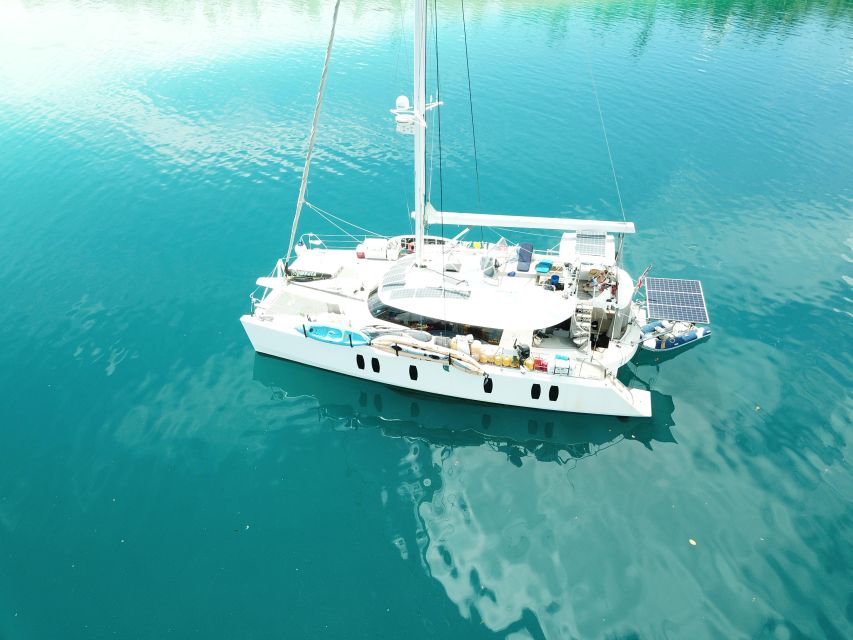 Oahu: Luxury 50' Catamaran Cruise with Snorkeling and Sunset - Key Points