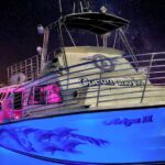 Oahu: Premium Waikiki Sunset Party Cruise with Live DJ - Getting Onboard