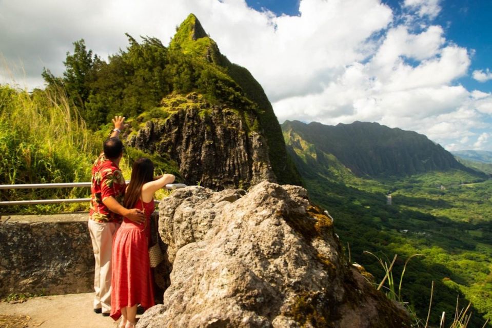 Oahu: Secret Beach Circle Island Adventure - Key Points