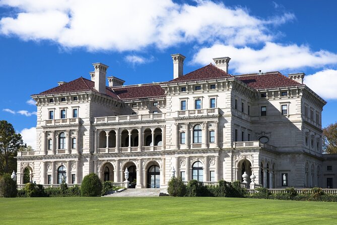 Ocean Drive Historic District: A Newport Self-Guided Driving Tour - The Sum Up