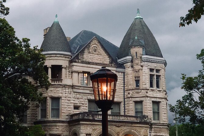 Old Louisville Ghost Tour as Recommended by The New York Times @ 4th and Ormsby - Who Should Consider This Tour?