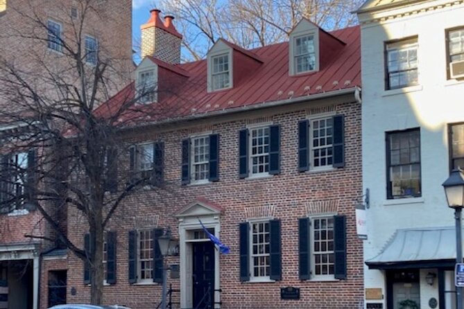 Old Town Tavern Tour - Authentic Experiences and Hidden Gems