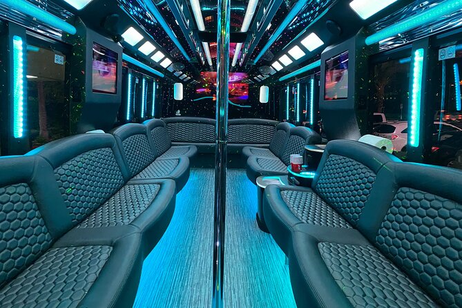 Open Bar Party Bus Nightclub Crawl in Las Vegas - Who Should Consider This Tour?