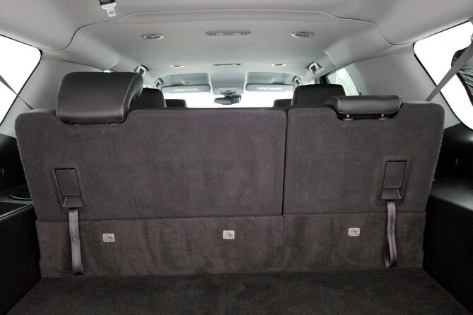 Orlando Airport MCO and Hotels to Port Canaveral Luxury SUV - The Drive: Comfort and Connectivity