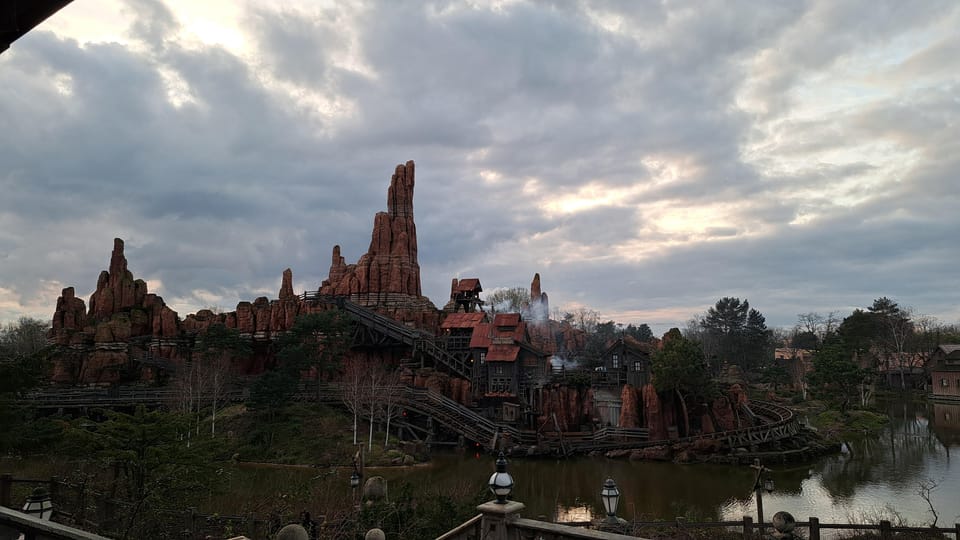Orlando: Disneyworld and Universal Studios Personal Planner - Who Will Benefit Most from This Service?