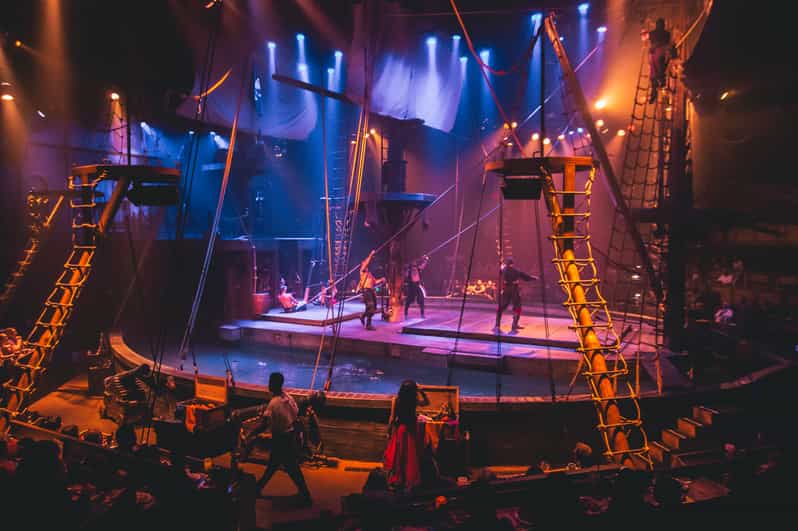 Orlando: Pirates Adventure Dinner Show with Drinks - Key Points