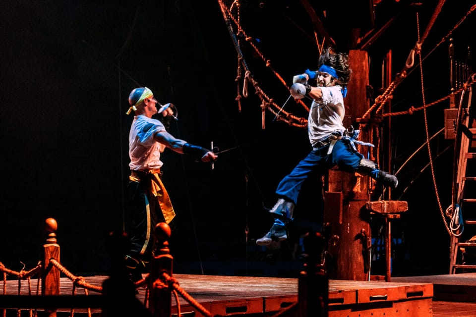 Orlando: Pirates Adventure Dinner Show with Drinks - Authenticity and Guest Insights