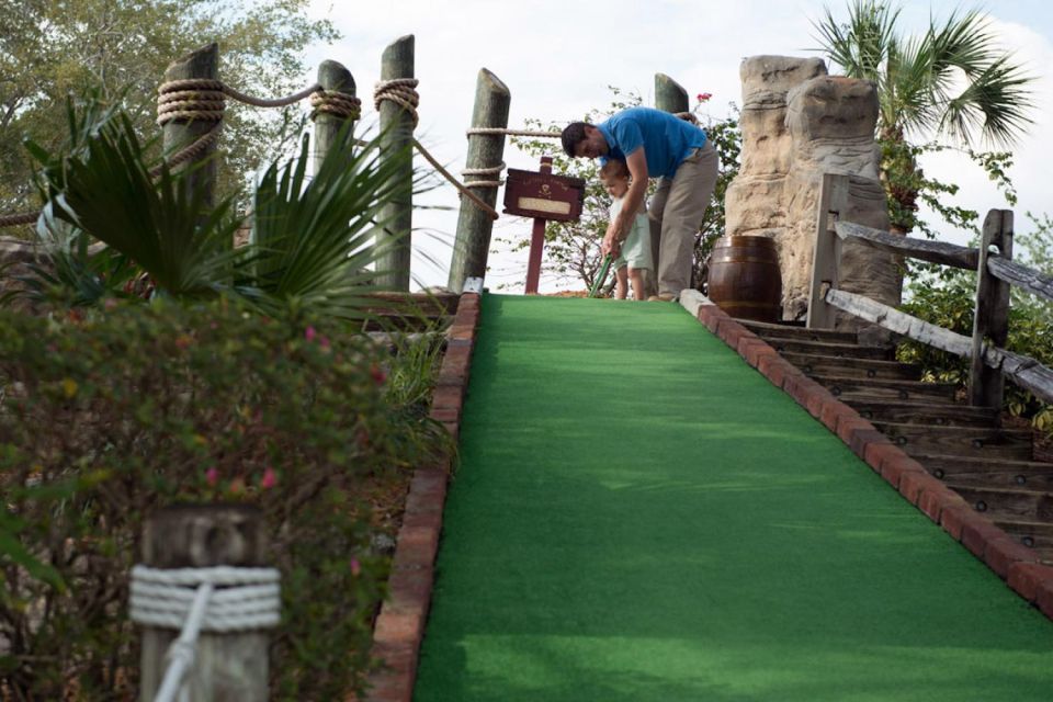 Orlando: Pirate's Cove Adventure Golf Entry Ticket - A Look at What You Can Expect from Pirates Cove Adventure Golf