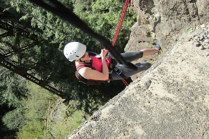 Outdoor Rock Climbing Beginner or Intermediate at Mt Erie - Final Thoughts: Who Should Sign Up?
