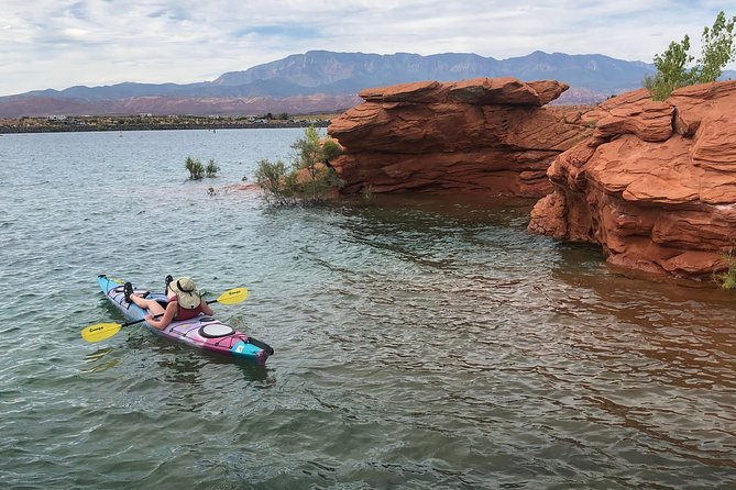 Paddleboard & Hiking 2 Day Trip from Las Vegas to Sand Hollow & Snow Canyon, UT - Key Points
