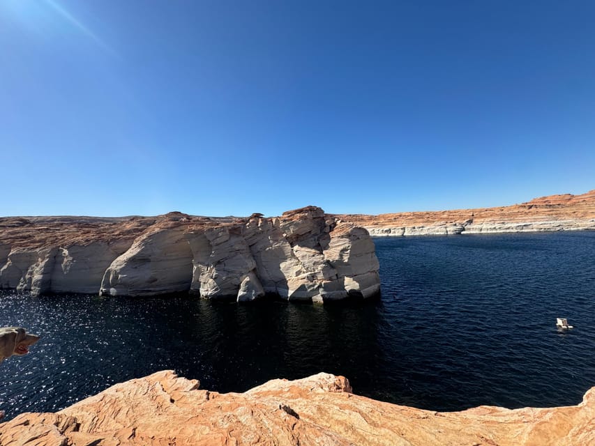 Page: Lake Powell Kayak & Water Antelope Canyon Hiking Tour - Introduction: An Adventure of Water and Canyons