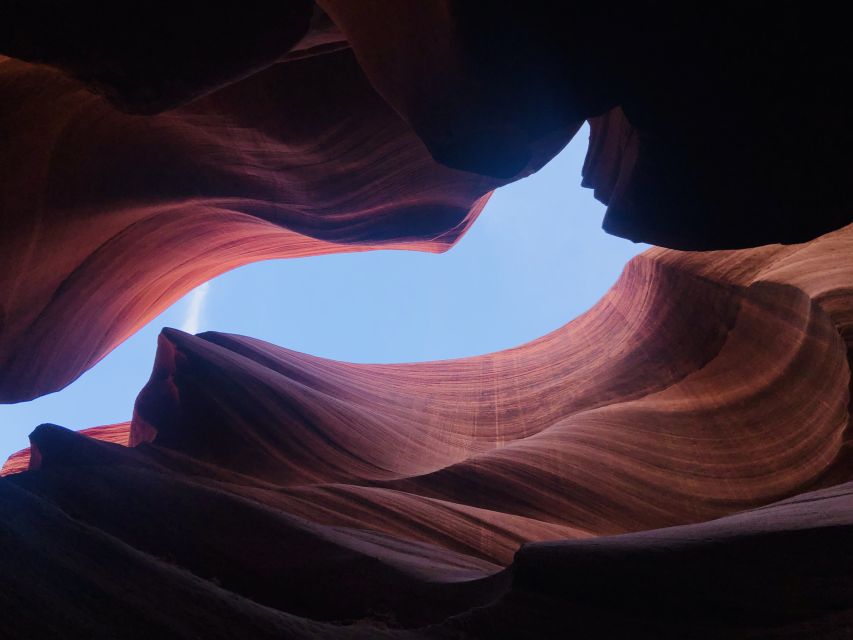 Page: Lower Antelope Canyon Tour with Trained Navajo Guide - Exploring the Lower Antelope Canyon Tour with a Trained Navajo Guide