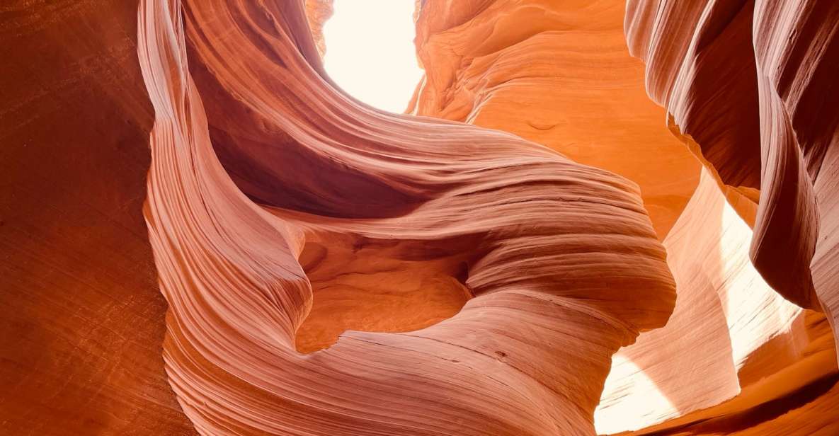 Page: Lower Antelope Canyon Tour with Trained Navajo Guide - Key Points