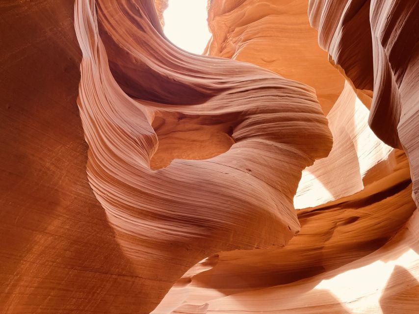 Page: Lower Antelope Canyon Tour with Trained Navajo Guide - The Pros and Cons of This Tour