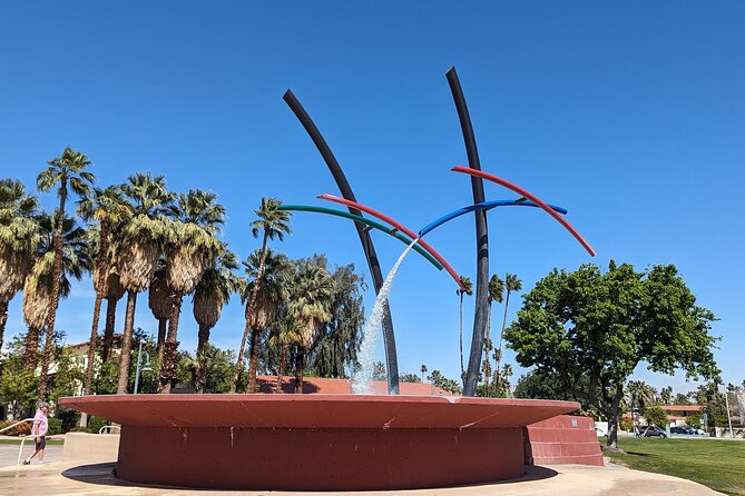 Palm Springs Scavenger Hunt Walking Activity and Game - The Practical Side: Pricing, Duration, and Group Size