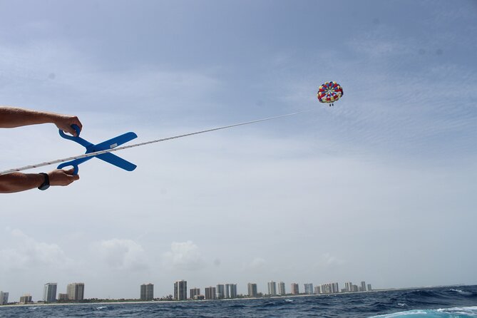 Parasailing Activity in West Palm Beach - Pricing and What You’re Paying For