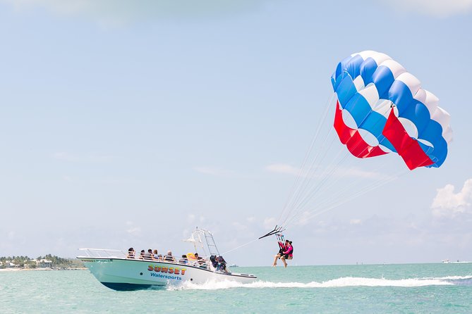 Parasailing in Key West at Smathers Beach - The Experience in Detail