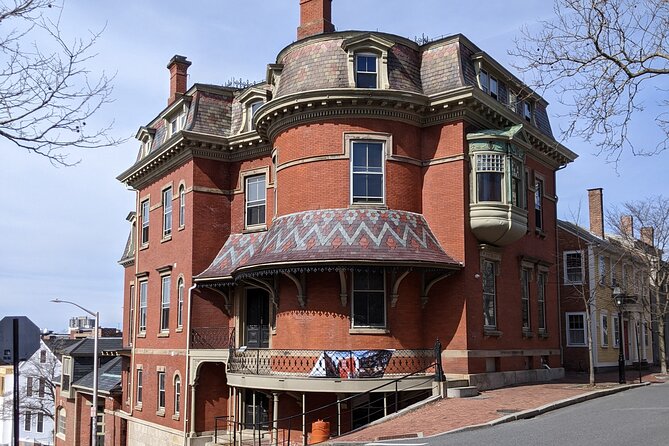 Parasols and Pocket Watches: A History Tour - An Exploration of Providence’s Historic Streets and Stories